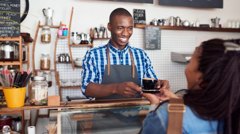 5 ways to make your ecommerce customers happier - EH