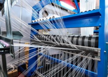 15 Steps to start a business from scratch with (almost) no money